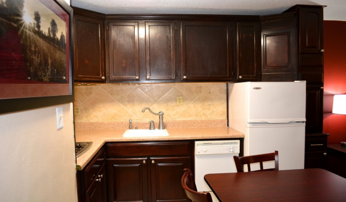 Deluxe Room, 2 Double Beds, Non-Smoking, Kitchenette at the Red Roof ...